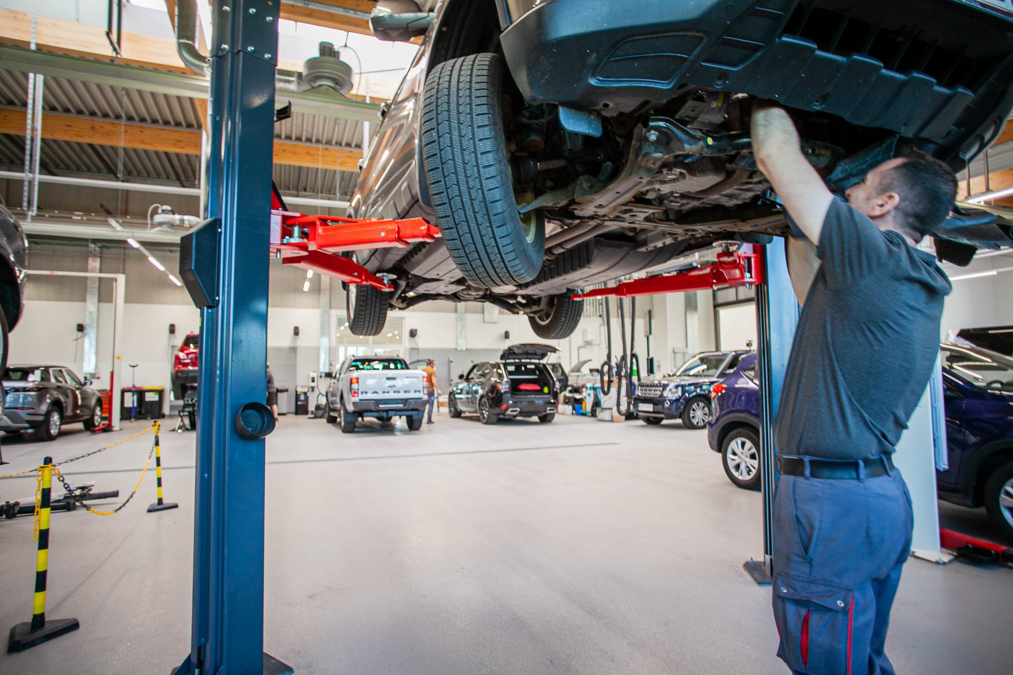 Unterbodenschutz für Ihr Auto bei AUTO STAHL – Auto Stahl